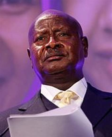 El Presidente De Uganda Firmó La Ley Que Da Cadena Perpetua A Los