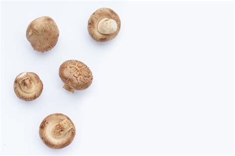 Premium Photo Fresh Shiitake Mushrooms On White