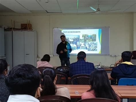 robotics workshop innovation education stem roboticsclub