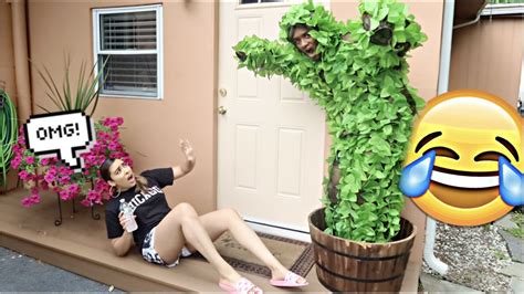 Bushman Prank On Girlfriend The Best Reaction Ever Youtube