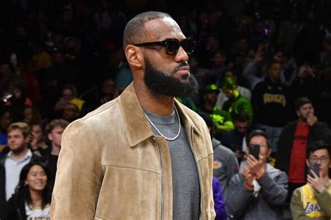 Nba Fans React As Lebron James Makes Early Injury Return Nba Sport
