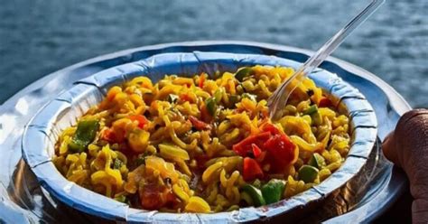 क्या आपने खाई है टेस्टी अंडा और मशरूम मैगी मिनटों में होती है तैयार