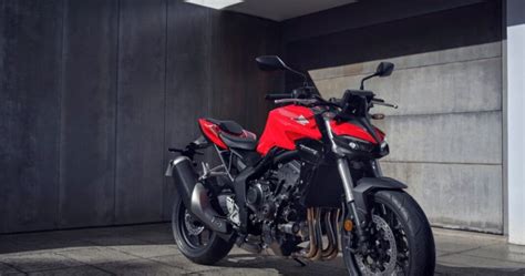 Descubre la CB1000 Hornet 2025 la naked más potente y dócil de Honda