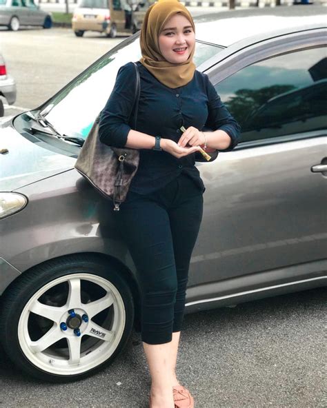 Kote Besar Fuh Free Feee Tunjuk Tetek Eh Girl Suka Sgt Pe