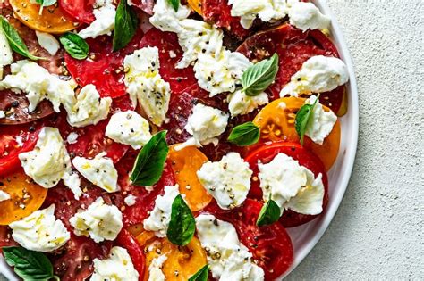 This Roasted Tomato Pie Recipe Revs Up The Southern Classic The