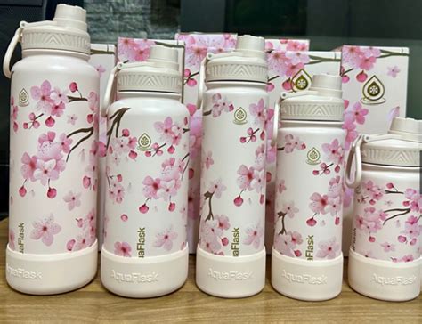 Aqua Flask Limitedly Edition Sakura Available Sizes 14oz 19oz 22oz 32oz
