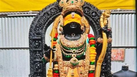 सज संवरकर आए राम संपूर्ण श्रृंगार में रामलला की सबसे नई तस्वीर