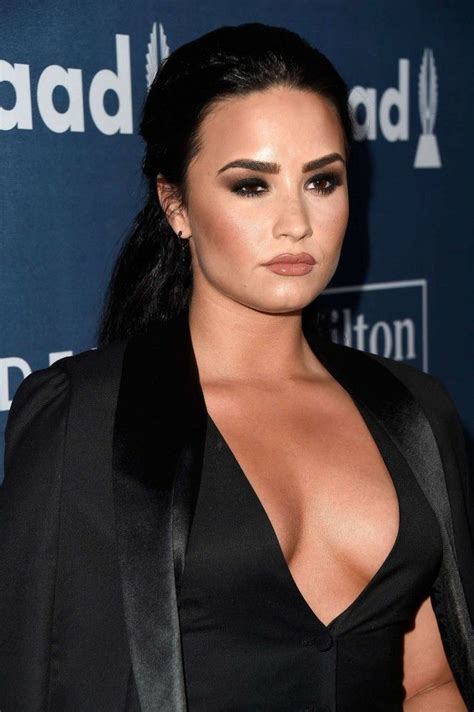 Pin by Tomasz T. on Demi Lovato | Demi lovato body, Demi lovato style, Demi lovato pictures