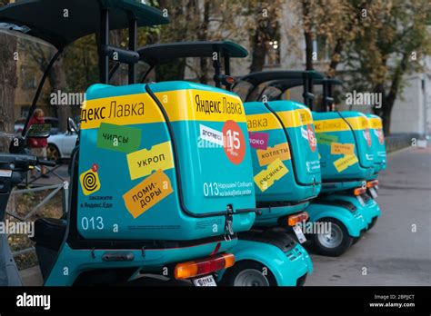Russia Moscow Yandexlavka Grocery Delivery Service The Service