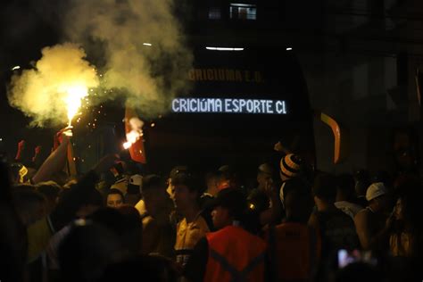 Contratações Do Criciúma Para 2025 Veja Quem Chega Quem Fica E Quem