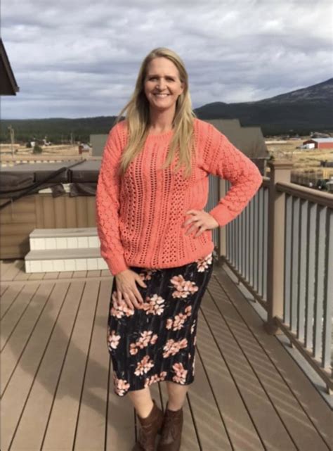 Sister Wives Christine Brown Shows Off Slim Figure In Tight Skirt As