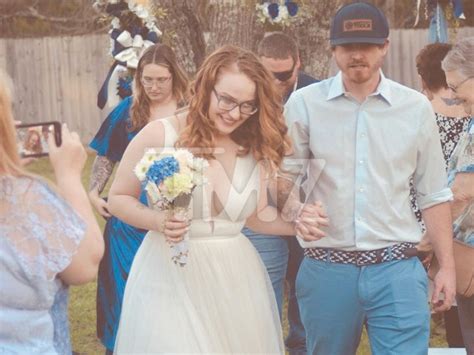 Anna Chickadee Cardwell Seen In Wedding Snaps Before Tragic Death