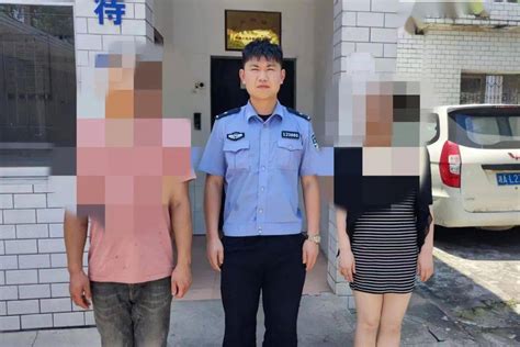 益阳一无名按摩店内女子以卖淫赚钱，现场抓获进行卖淫嫖娼的男女2人汪某南县违法