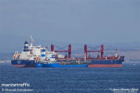 Ship Cl Dengsha He Bulk Carrier Registered In Liberia Vessel