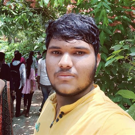 Moin Khan Moin 266251 On Threads