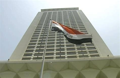 الموقف التجنيدي للمصريين في الخارج وسائل جديدة للتواصل صحيفة الخليج