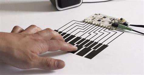 Arduinoベースの「touch Board」と導電性インクペンで楽器作りやiotを楽しもう Arduino Arduino