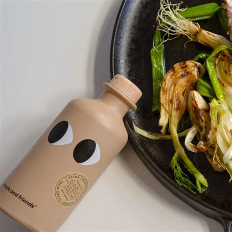 엑스트라 버진 올리브 오일 갈릭 200ml 감도 깊은 취향 셀렉트샵 29cm