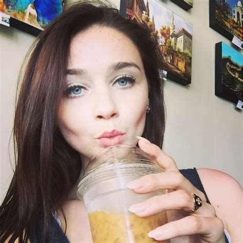 Picture Of Jessica Barden