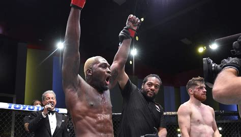 Derek Brunson Faces Roman Dolidze In Msg