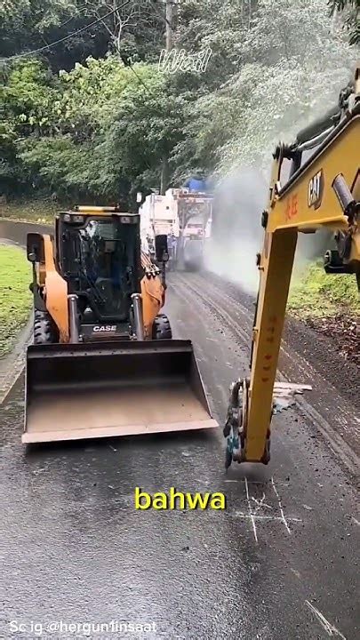 OPRATOR ALAT BERAT GABUT - YouTube