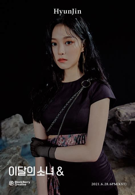 Hyunjin Loona Member Age Bio Wiki Facts And More Kpop Members Bio