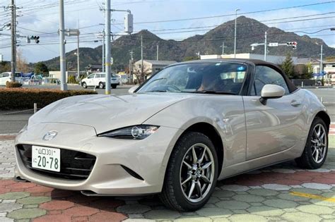 新型ロードスターの特別仕様車ブラウントップが到着シックで上質な試乗車 山口マツダ新下関店のブログ