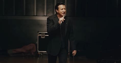 A Voz De Steve Perry Em Discos Além Do Journey E Solo