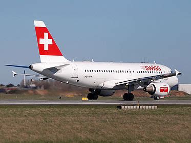 HB IPY Swiss Airbus A319 100