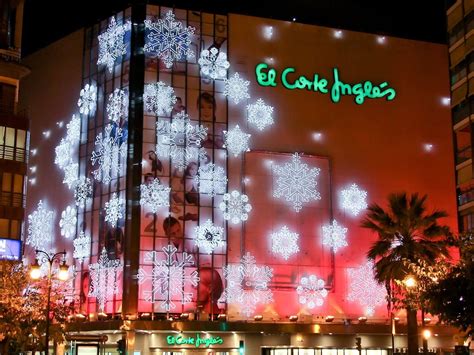 El Corte Inglés busca trabajadores para la campaña de Navidad cómo