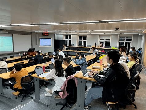 光华·学术 “挑战杯”系列赛事光华管理学院宣讲会第二场暨经济学研究指导讲座成功举办领域进行问题
