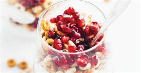 16 Easy And Delicious Breakfasts You Can Make In An Office Kitchen