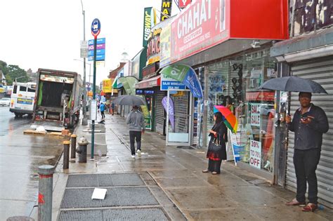 Straphangers ‘honor Four Queens Bus Lines