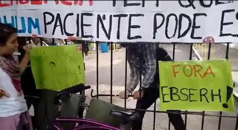 Greve Da Ufal 2015 Professor Fura Greve Usa Pé De Cabra Para
