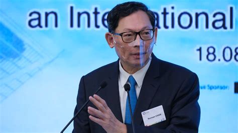 陳德霖指內地有資本限制本港有優勢 需持續擴大「互聯互通」渠道
