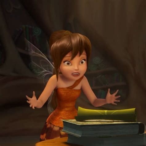 Pin By Viki On Yang Saya Simpan Tinkerbell Characters Tinkerbell