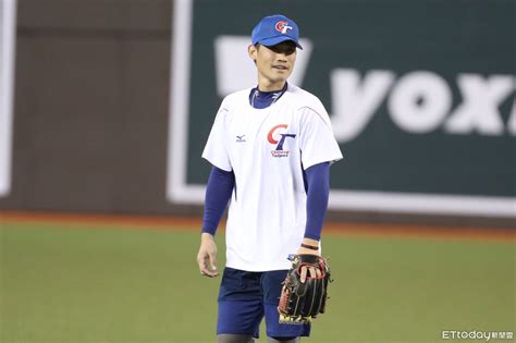 打開臉書就看到球隊換教頭 林承飛還好奇：有俊秀消息嗎？ Ettoday運動雲 Ettoday新聞雲
