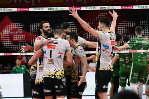 Trefl pokonał Indykpol AZS Olsztyn i jest bliżej awansu do play off