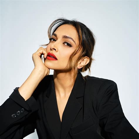 Deepika Padukone News Latest Deepika Padukone Updates Stories