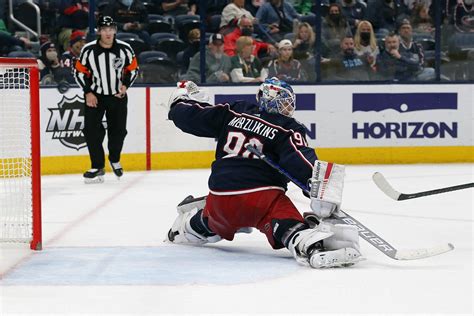 Merzļikinu Atzīst Par Spēles Zvaigzni Blue Jackets Uzvarā Panākums