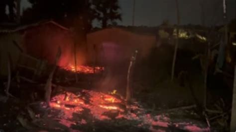 Bihar Hundreds Of Houses Set On Fire In Nawada