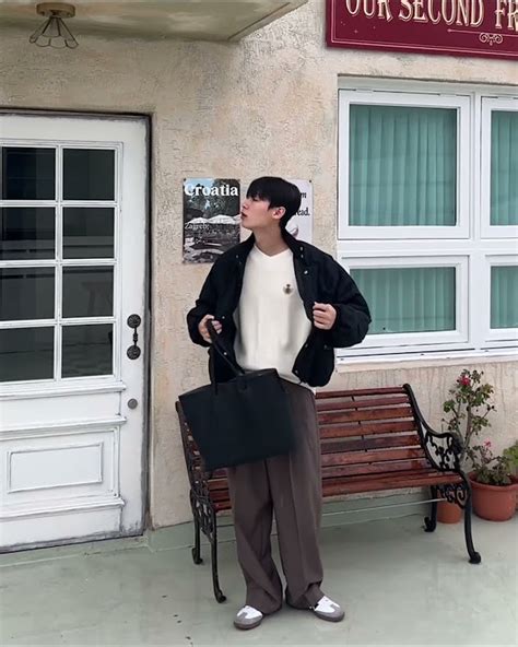 남자 코디 유니크한 원단감 코튼 나일론 혼방 하이넥 크롭 패디드 점퍼 자켓 미니멀 스트릿 캐쥬얼 시티보이 꾸안꾸 남친룩 데이트룩 남녀공용 남자 쇼핑몰 추천 Youtube