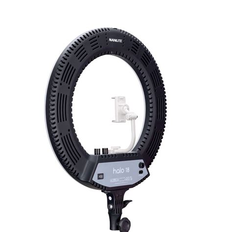 PROFESSIONAL LED RING LIGHT HALO 18 NANLITE Evelyn Prest