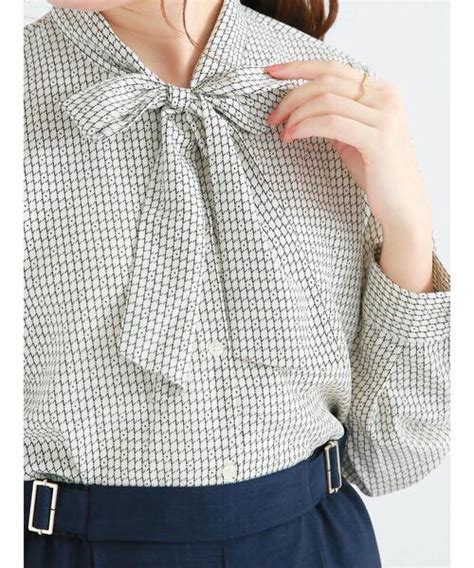 Te Chichi（テチチ）の「柄アソートボウタイブラウス（シャツブラウス）」 Wear
