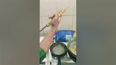 سلام 🖐️یه روز عادی تو کلانتری 🤏🔥 آموزش سیخ زدن کوبیده ی نکوبیده 😅😂 دست