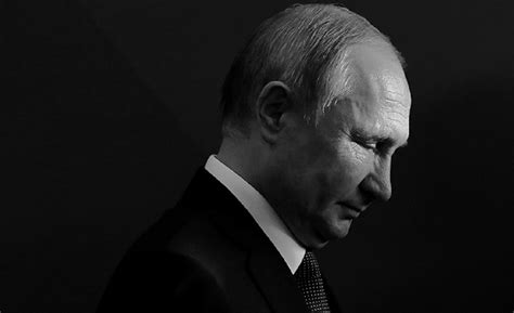 Cinque Droni Sorvolano Base Con Sottomarini Nucleari In Francia «artiglieria Ha Aperto Il Fuoco