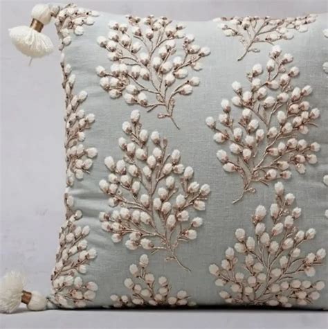 تحولی زیبا در دکوراسیون با کوسن طرح فانتزی با کمترین هزینه، فضایی رویایی خلق کنید ماگرتا