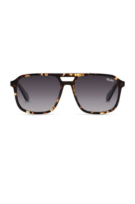 Quay On The Fly Sunglasses In Yellow Tort And Smoke Gradient Polarized