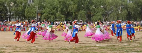 봄나들이 행사로문화충전을 연변일보 Yanbian Daily