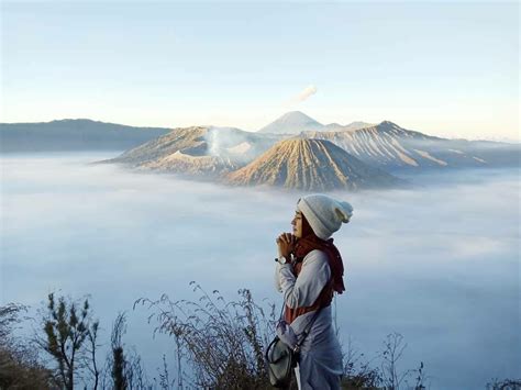 WISATA GUNUNG BROMO REVIEW SUNRISE SAMPAI BUKIT TELETUBBIES